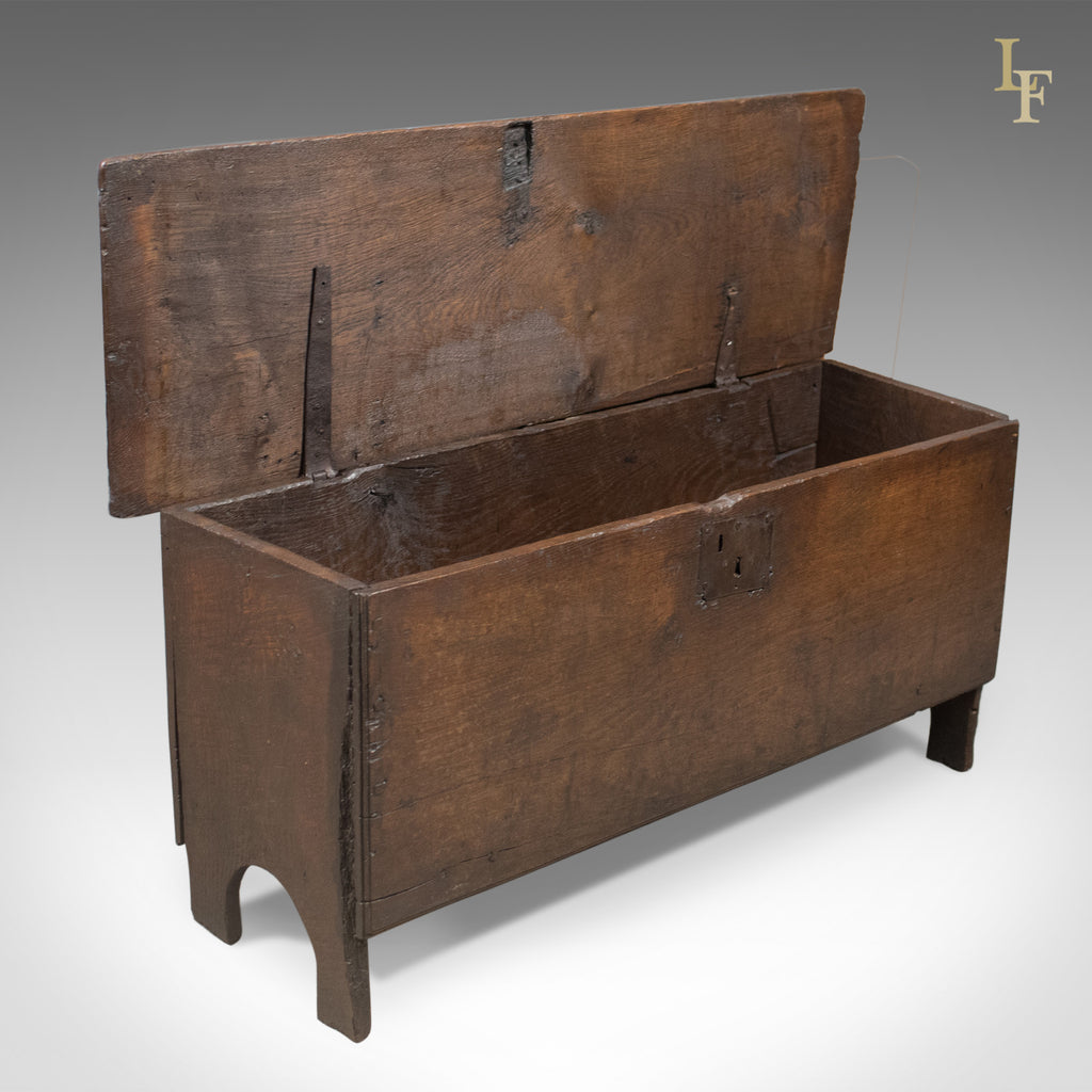 Antique Coffer, English 6 Plank Sword Chest, Oak, Late 17th Century c ...